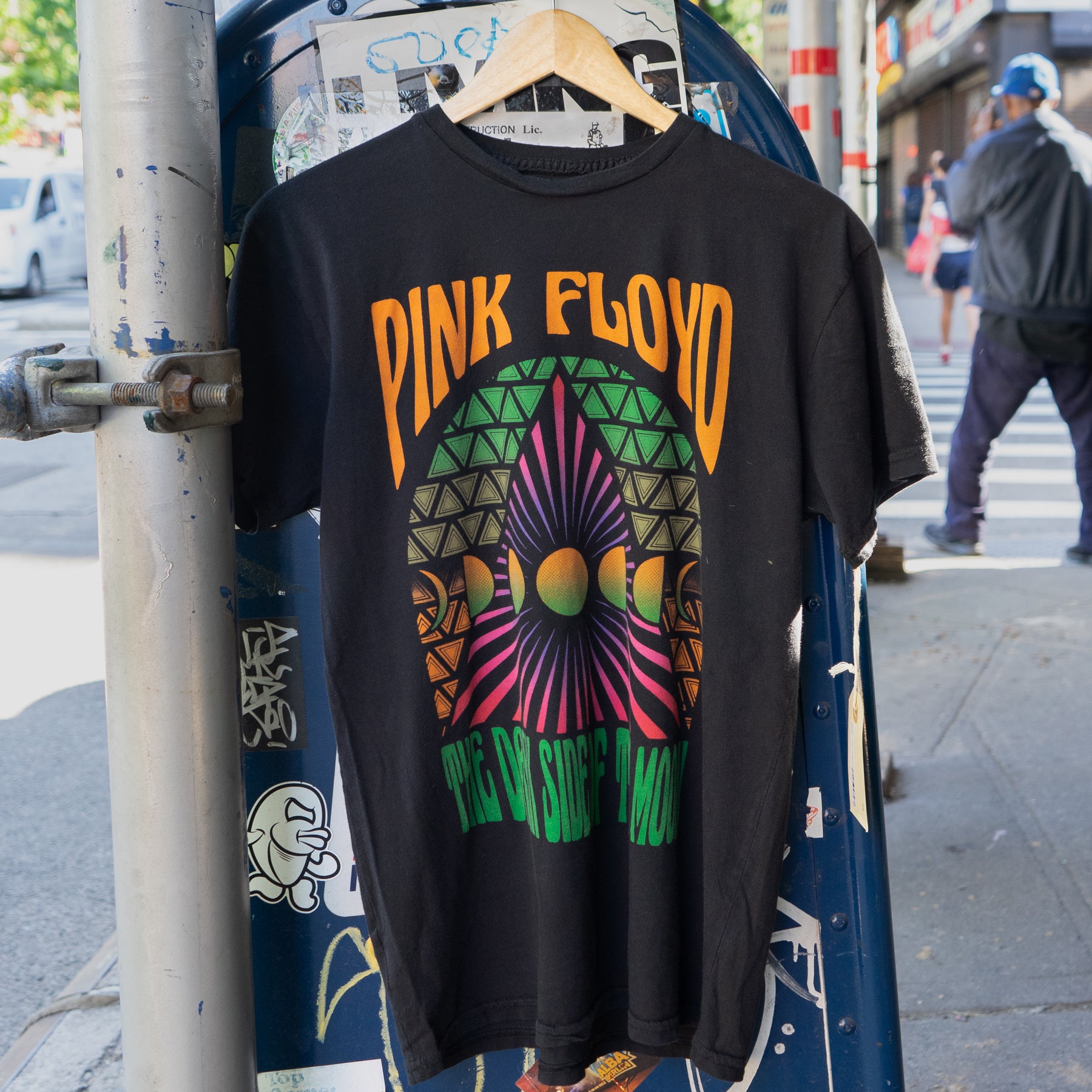 Pink Floyd Colorful Triangle – City Fun